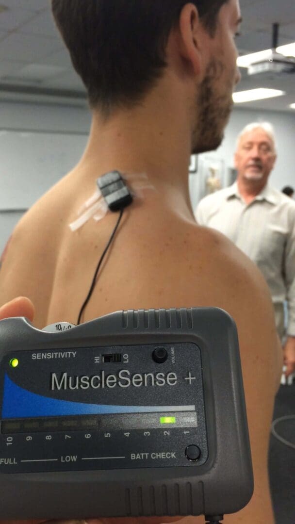 Eliminating Shoulder Shrugging with Shoulder EMG - [P]rehab