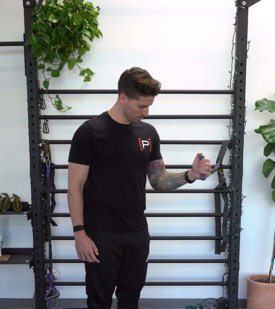 Shoulder Internal Rotation - Band - [P]rehab