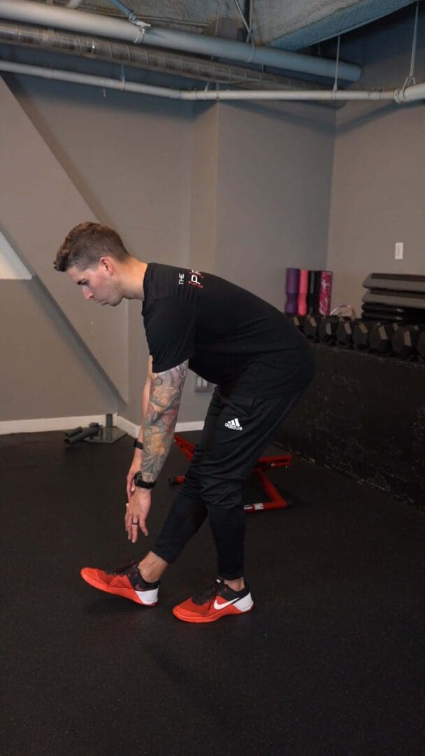 Standing Hamstring Stretch - Dynamic - [P]rehab