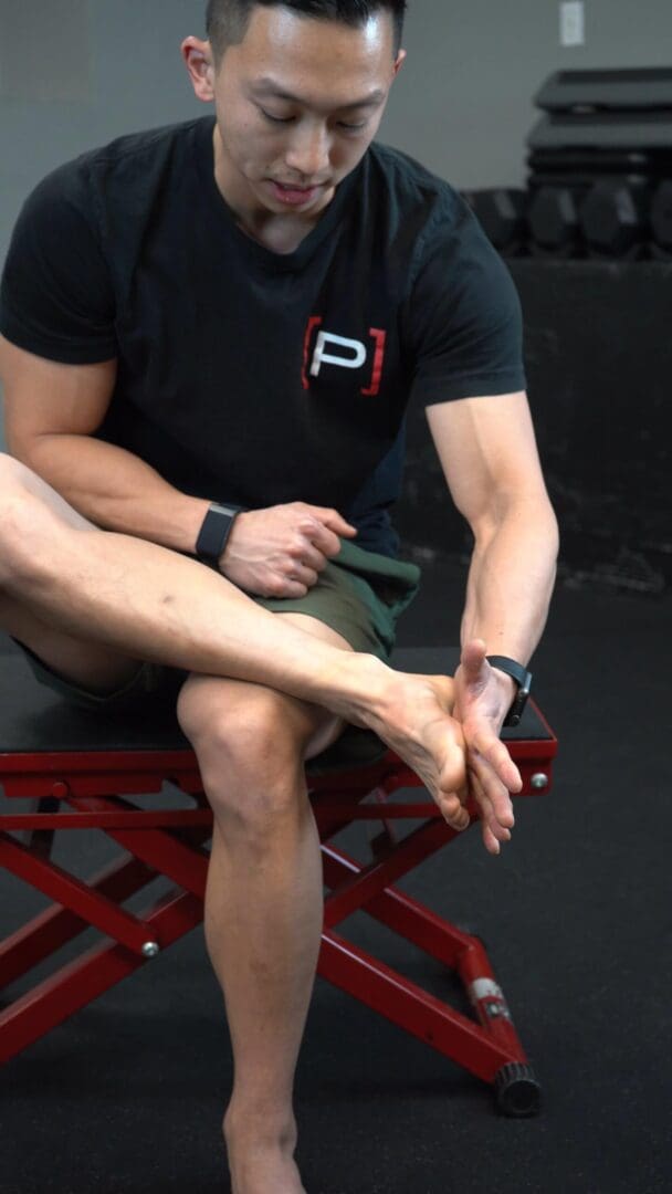 Isometric Ankle Plantarflexion - Hand Resistance - [P]rehab