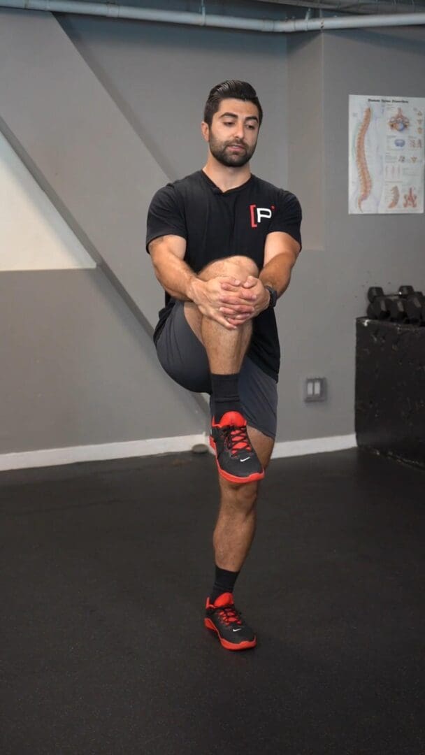 Knee Hug - Walking - [P]rehab