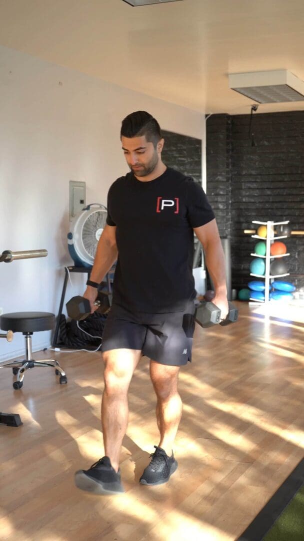 Farmer Carry - Dumbbell - [P]rehab