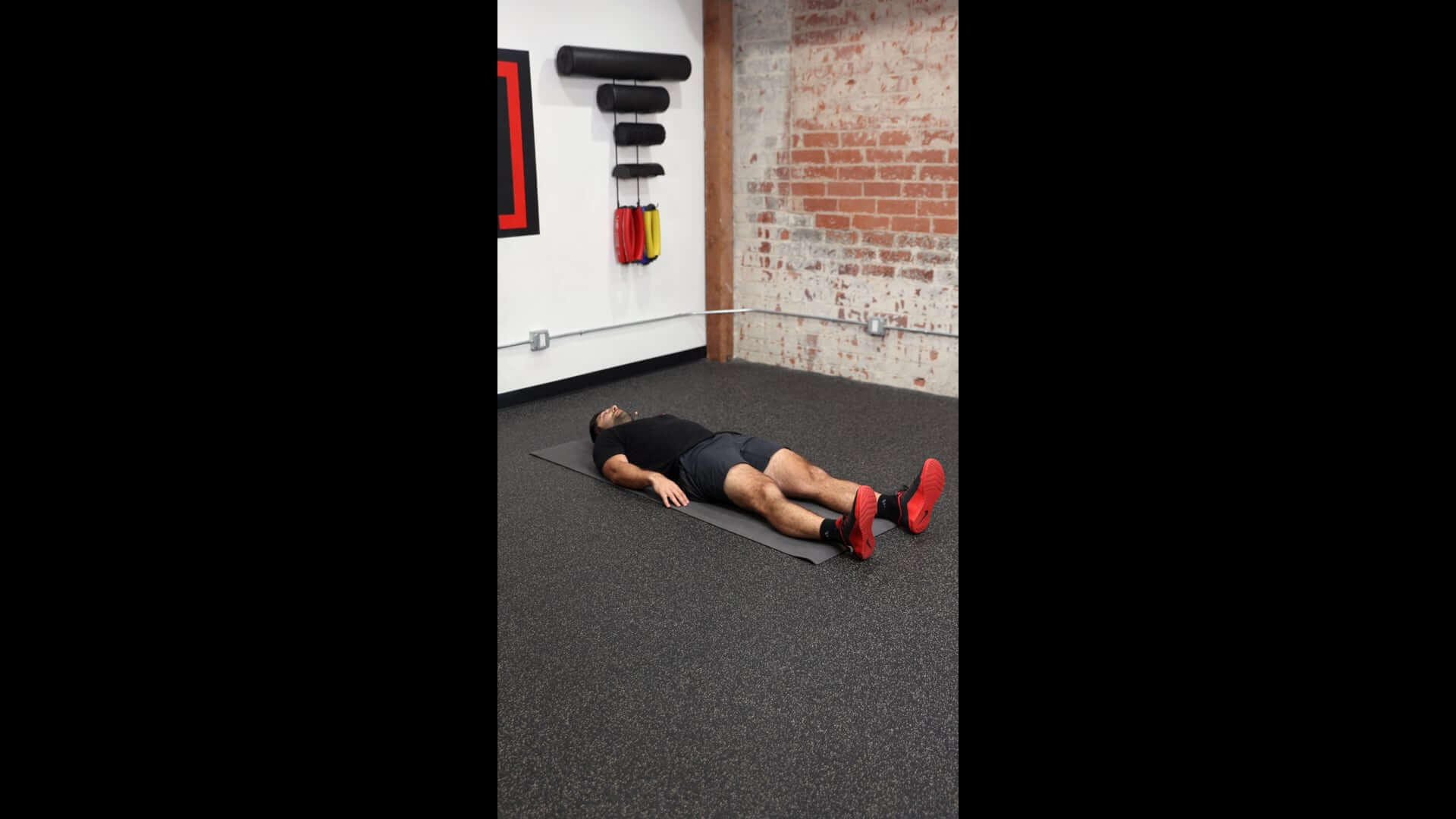 Supine Glute Squeeze - [P]rehab