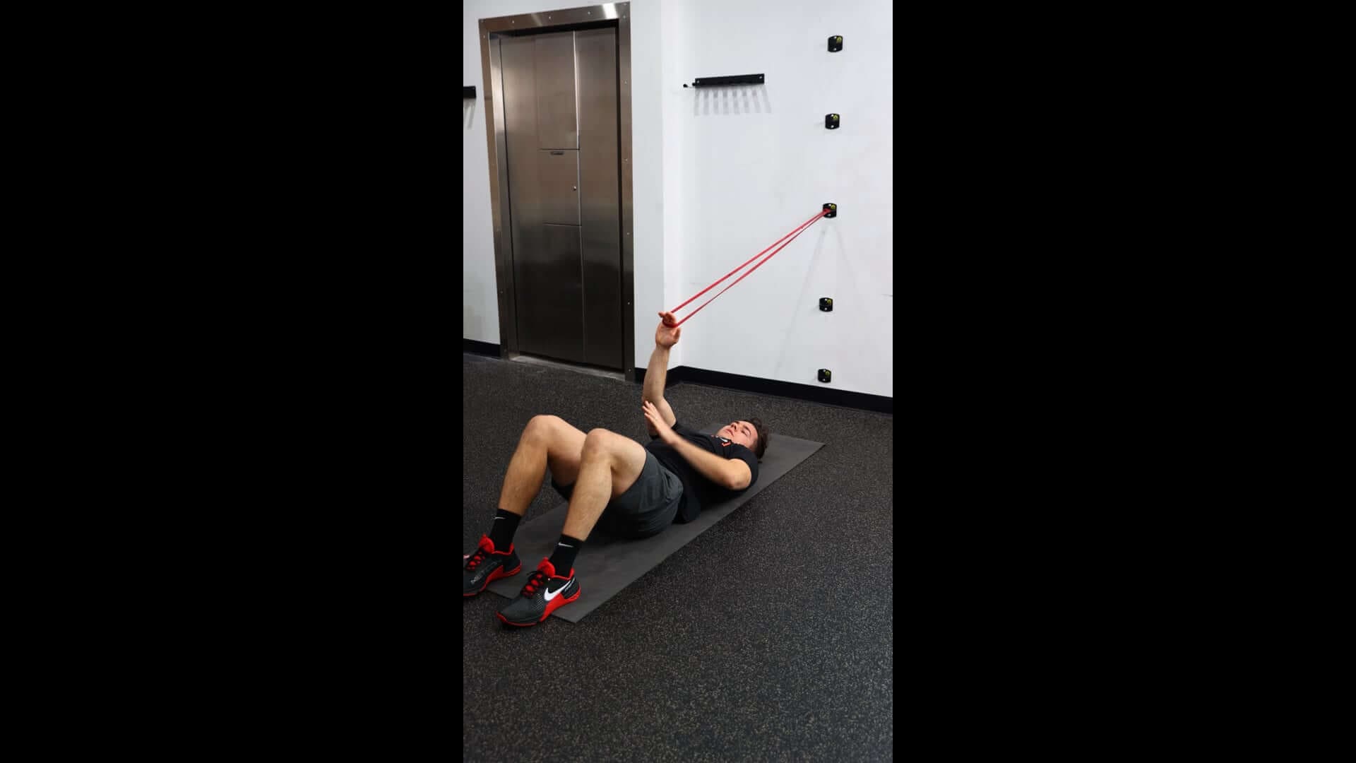 Tabletop Heel Tap - Anti-Extension, Band - [P]rehab