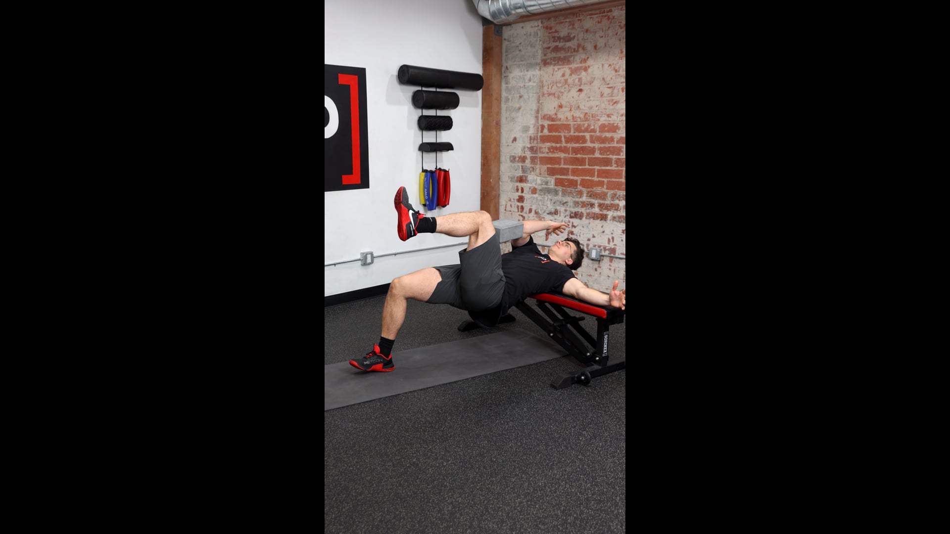 Hip Thrust - Cross Connect - [P]rehab